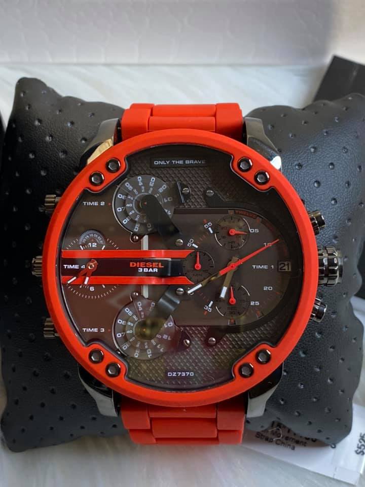 Diesel Men’s Mr. Daddy 2.0 Gunmetal Dial Watch – Club de Mode