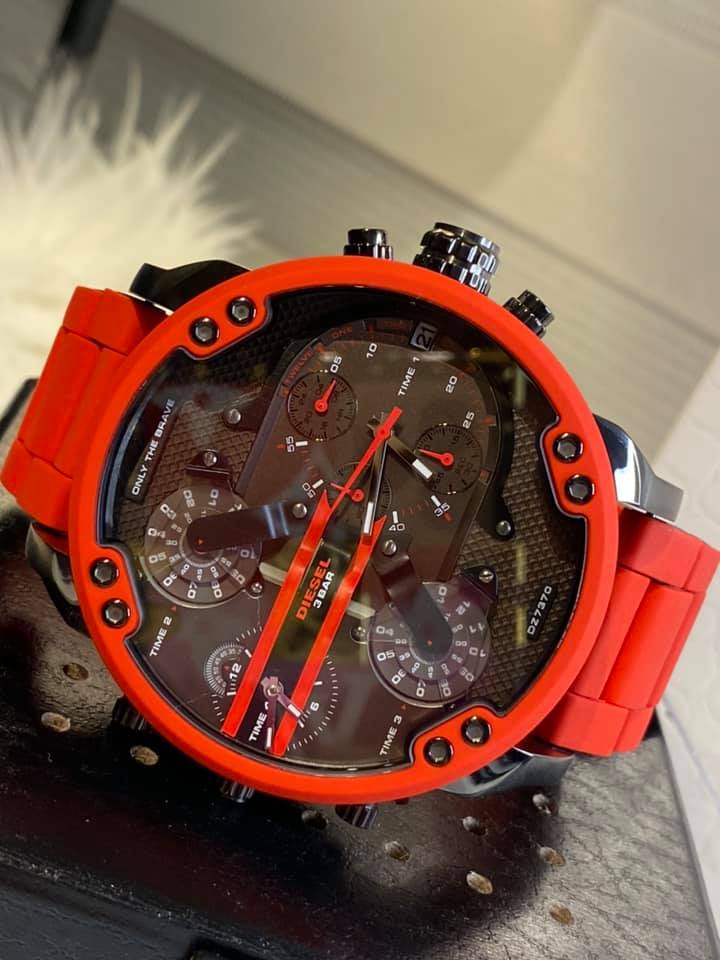 Diesel Men’s Mr. Daddy 2.0 Gunmetal Dial Watch – Club de Mode